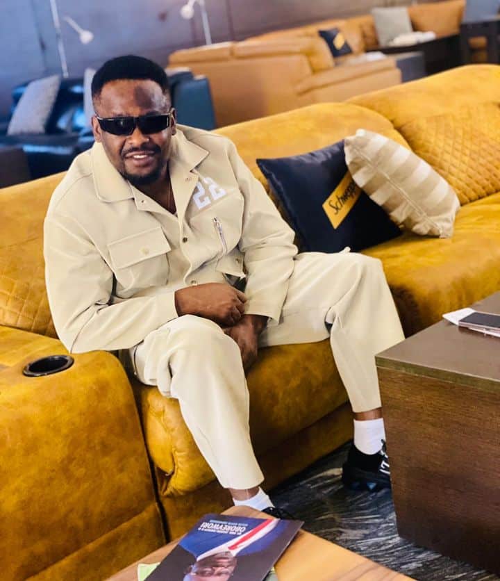 Zubby Michael finally mourns Junior Pope - Festac Town Community